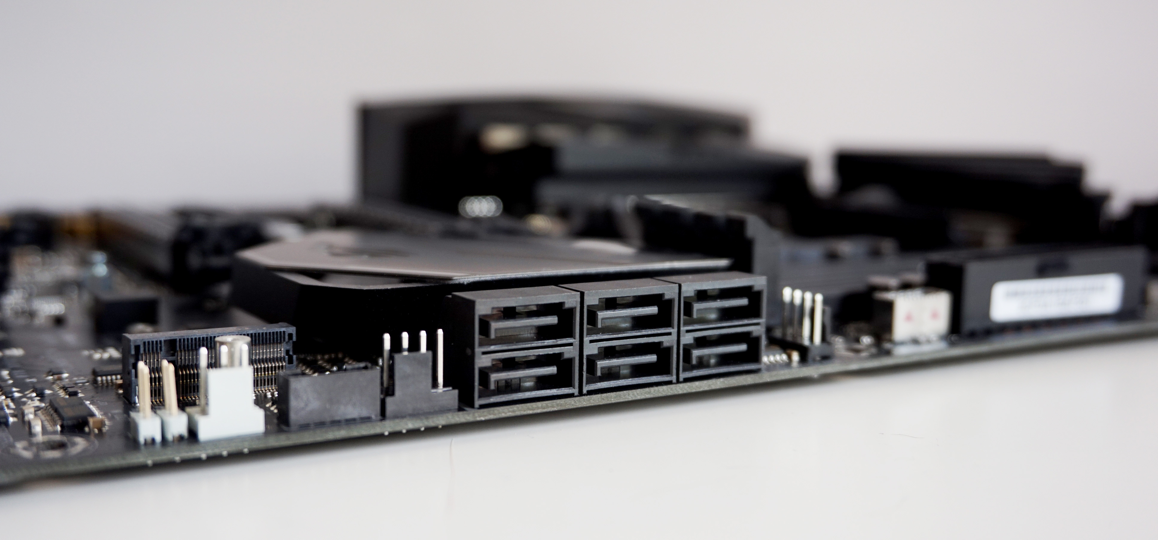 How to install SSDs / HDDs | Rock Paper Shotgun